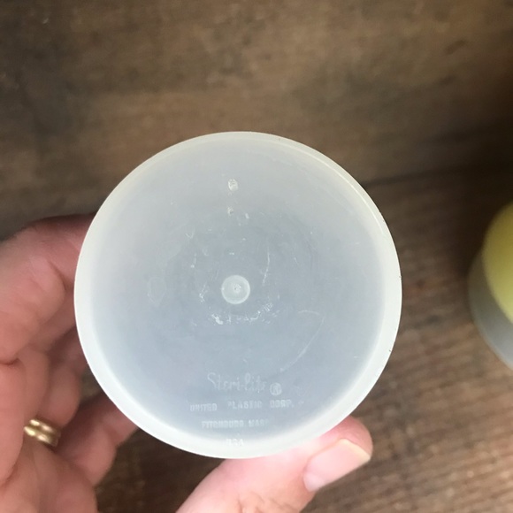 Vintage | Dining | Vintage Plastic Cups | Poshmark